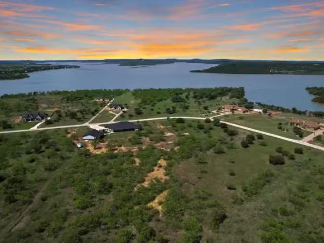 313 Cinnamon Teal, Graford, TX 76449 MLS 20913127