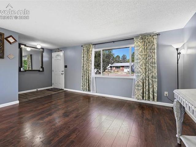 313 Cranbrook Circle