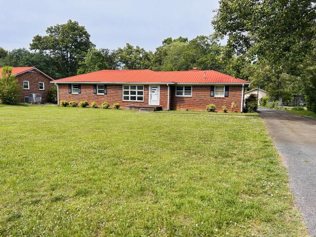 313 Crestwood Dr