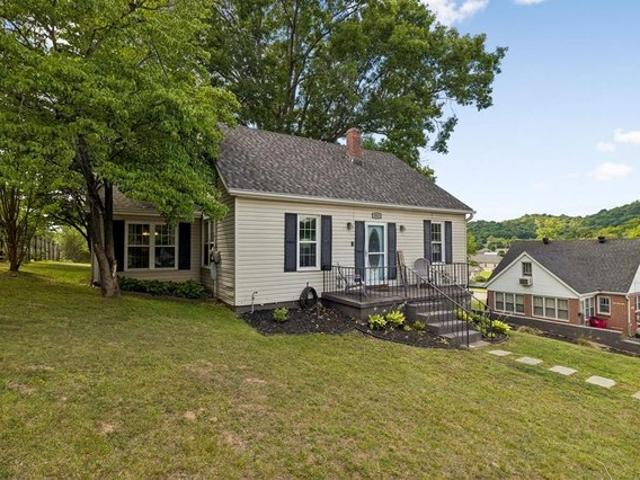 313 Cullum St, Carthage, TN 37030