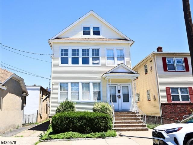 313 Ashton Ave