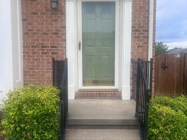 313 Barrington Lane