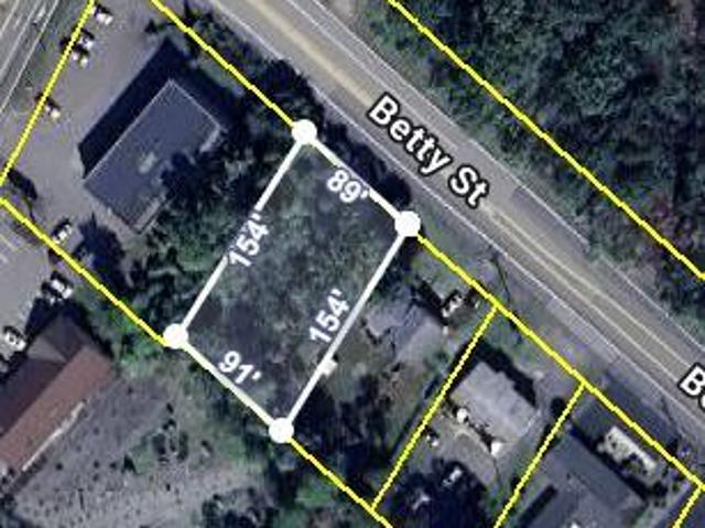 313 Betty St, Eynon, PA 18403 | MLS #SC261048