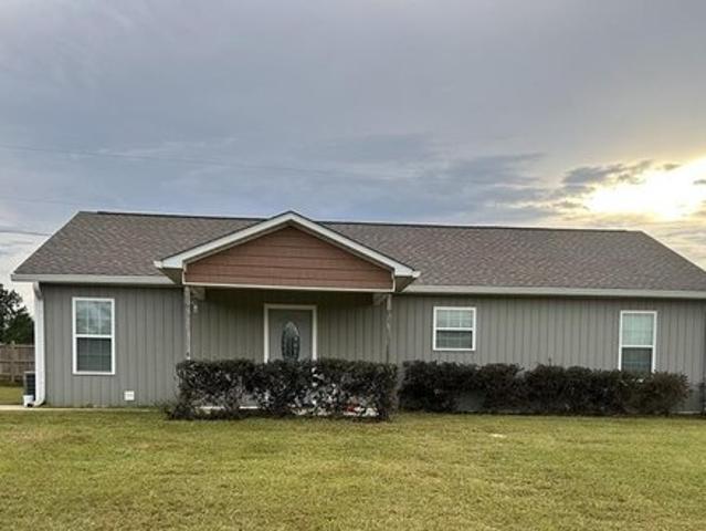 313 Blake Dr, Midland City, AL 36350