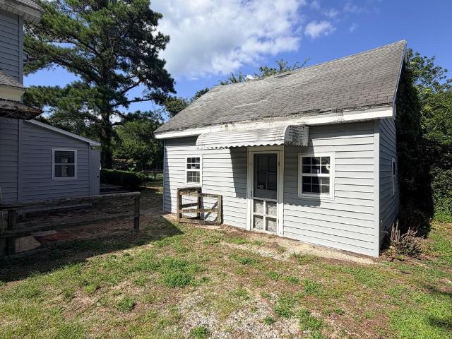 313 Bridge Street