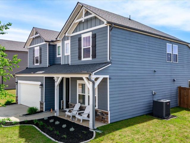 313 Bristle Fern Trail