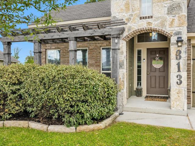 313 Brocks Court