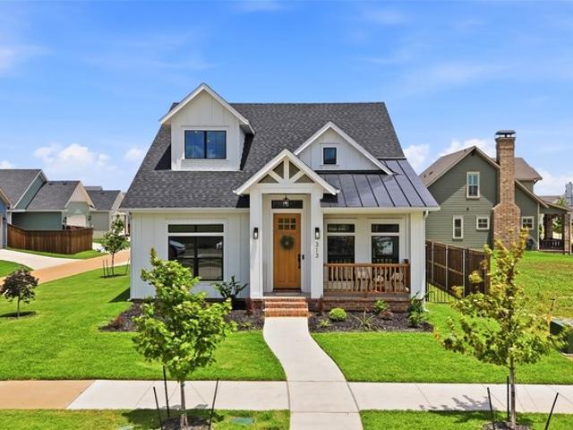 313 Dylan Way, Midlothian, TX 76065