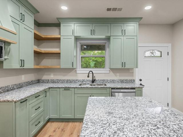 313 E 13th