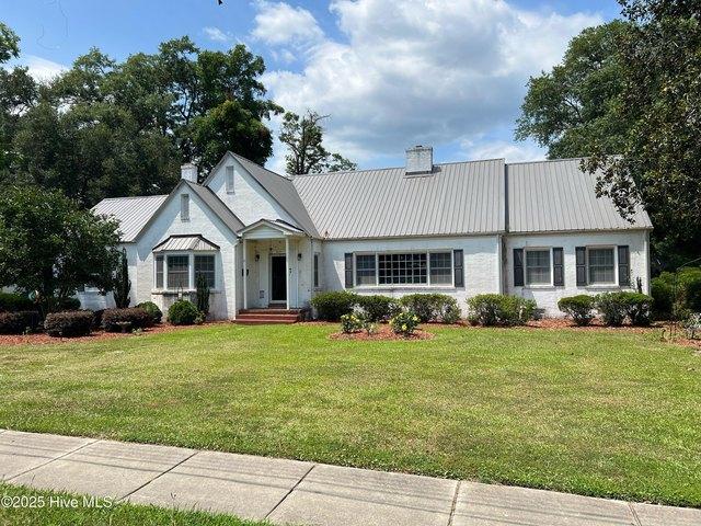 313 E 1st Ave, Chadbourn, NC 28431