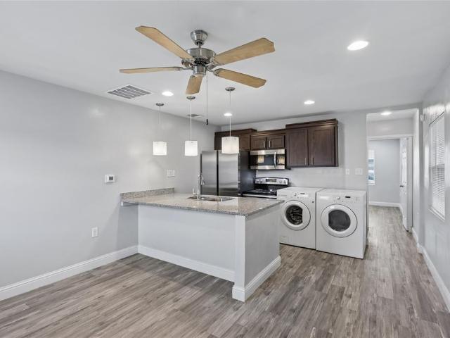 313 E Mitchell Unit B Street