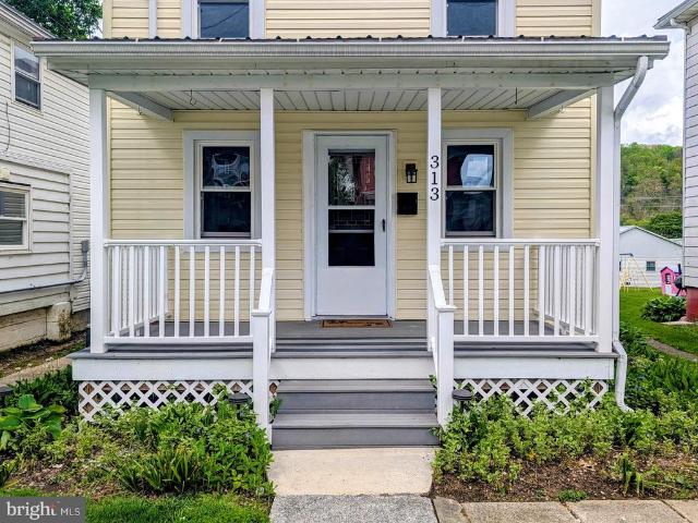 313 E Penn Street