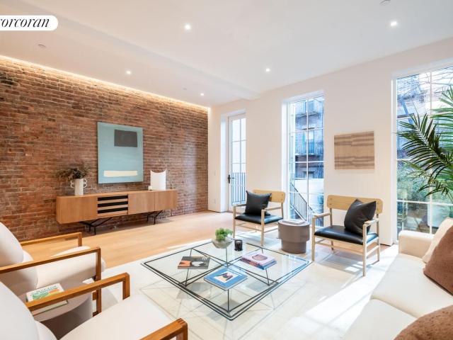 313 East 6th Street, New York, NY