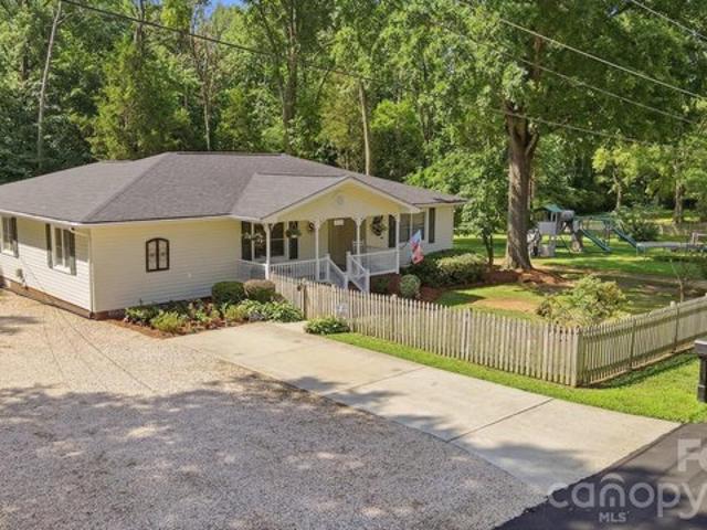 313 Elwood St, Kannapolis, NC 28081