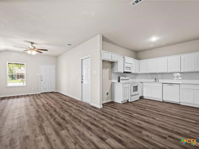 313 Elbert Ln, Unit B, Harker Heights, TX 76548 | MLS #611289 | Compass