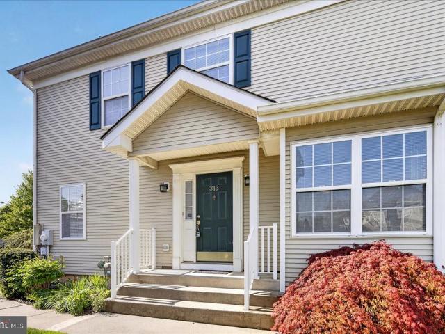 313 Fountayne Lane