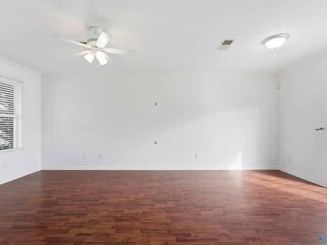 313 Kenneth Boulevard