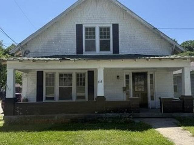 313 Holmes St, Frankfort, KY 40601
