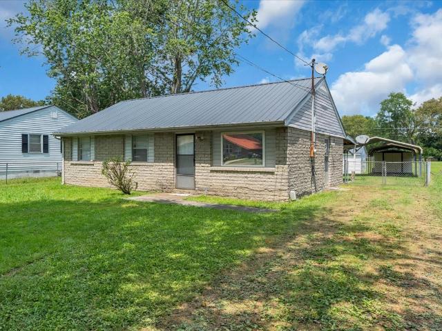 313 Helen St