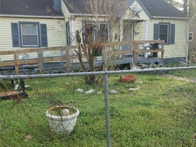 313 Oakland Dr, Fayetteville, NC 28301