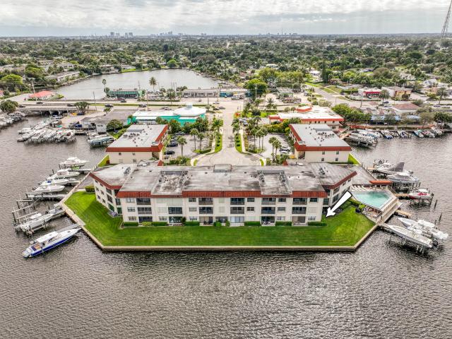 313 Lake Cir, Unit 111, North Palm Beach, FL 33408 | MLS #R11159