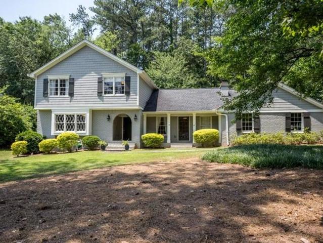 313 Lakeshore Dr NE, Marietta, GA 30067