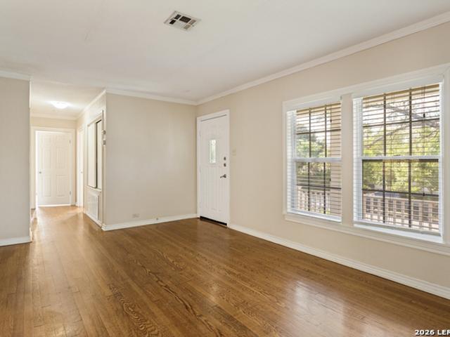 313 Lilac Ln