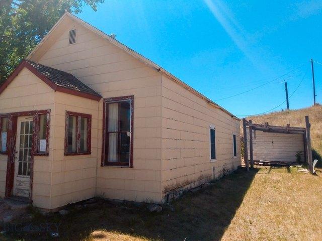 313 Main St, Radersburg, MT 59643