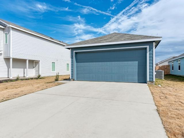 313 Marty Allen Loop