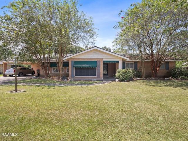 313 Meadow Ln, Lafayette, LA 70506