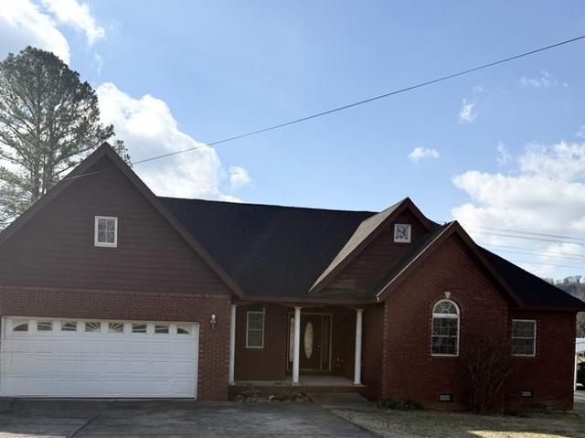 313 Murfreesboro Rd, Woodbury, TN 37190