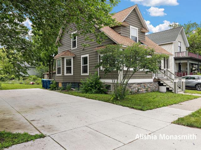 313 N 5th Street