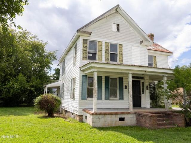 313 N Oakum St, Edenton, NC 27932