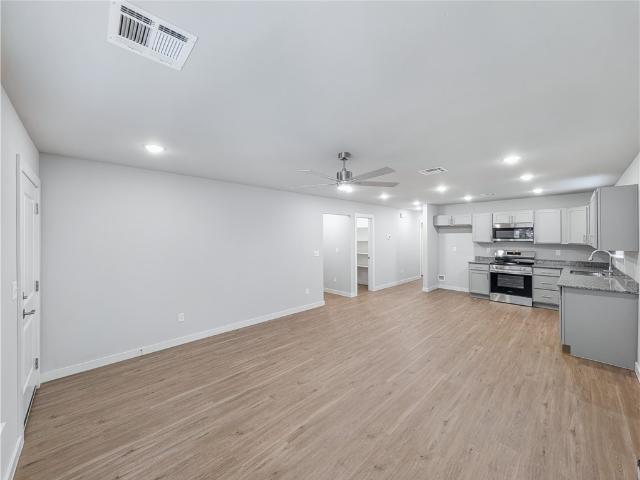 313 NW 65th Avenue