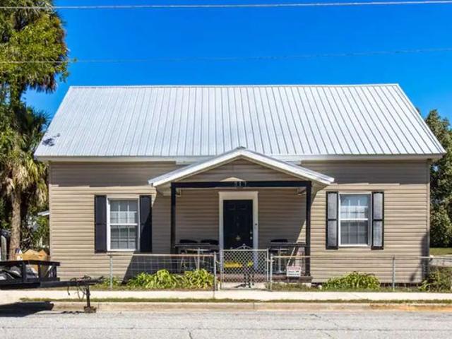 313 NW Madison St, Lake City, FL 32055