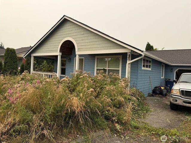 313 S 28th St, Mount Vernon, WA 98274