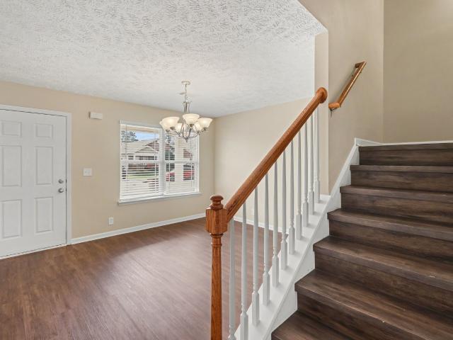 313 Schoolhouse Ct