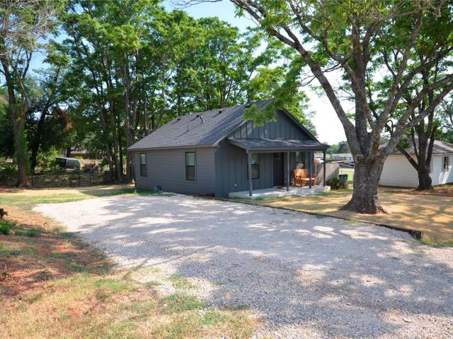 313 SE 2nd Street