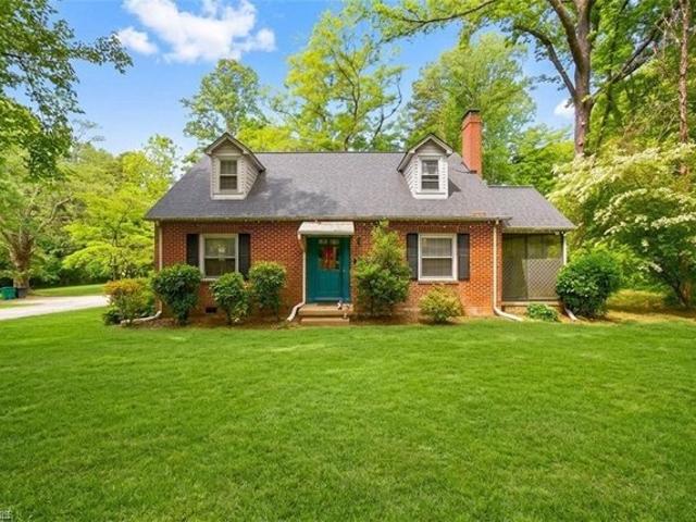 313 Skeet Club Rd, High Point, NC 27265