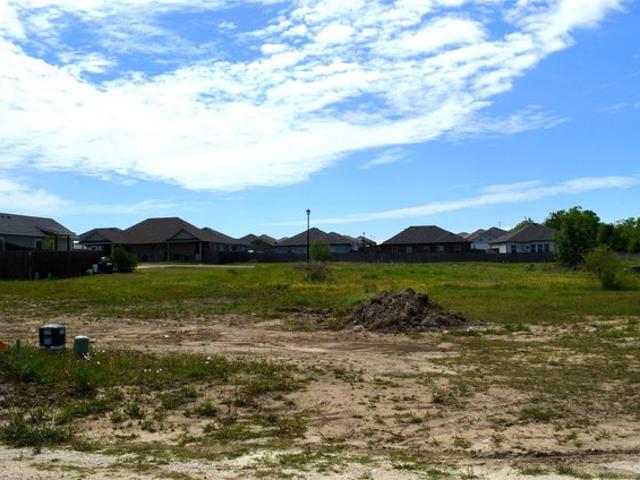 313 Paschall Blvd, Mabank, TX 75147