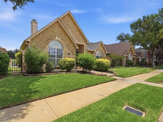 313 Pecos Trail