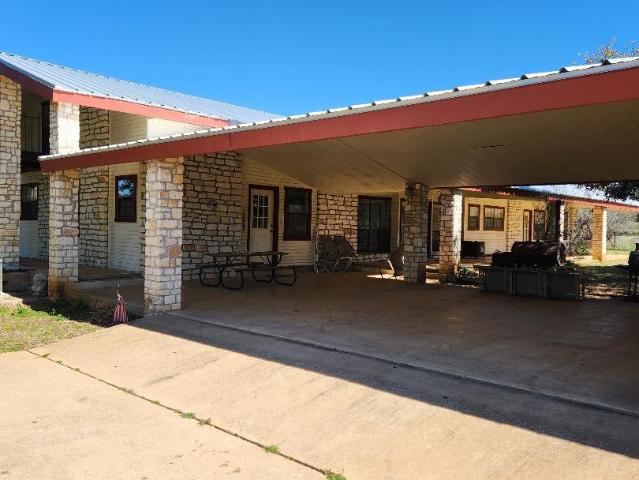 313 Rawhide Rd