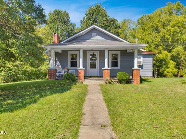 313 Richards Lane