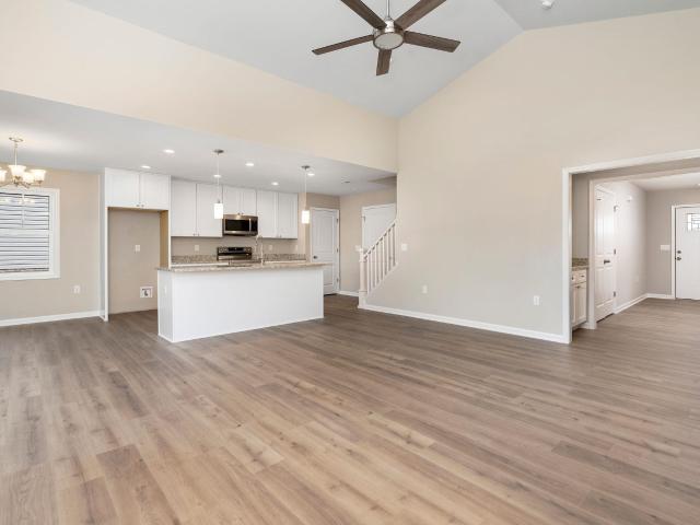 313 ridge crest ter