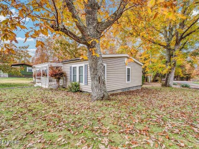 313 Rugby Rd