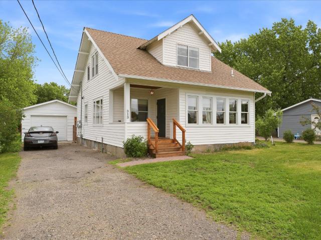 313 W 4th Street