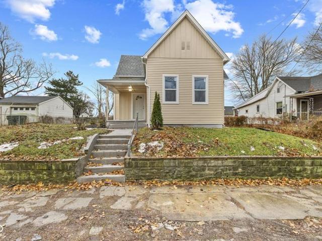313 W 10th St, Muncie, IN 47302