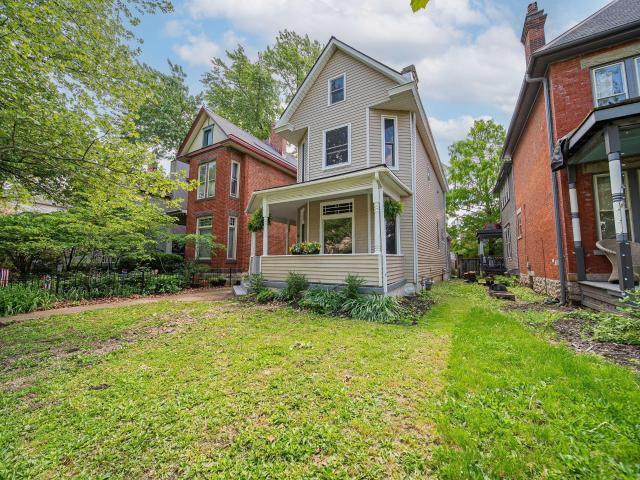313 W 1st Avenue