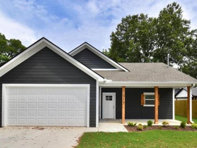 313 W Forest Ave, Jackson, TN 38301