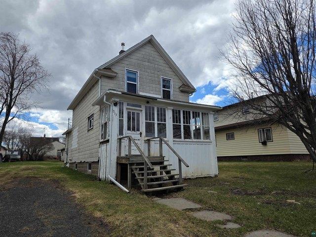 313 W Minnesota Ave, Gilbert, MN 55741